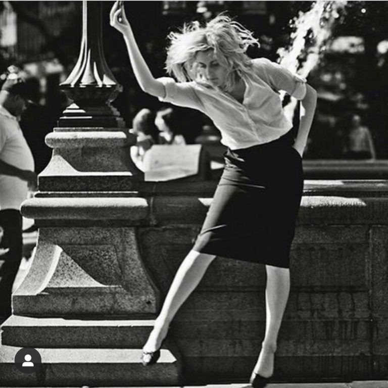 The Directing and Writing Style of Director Greta Gerwig